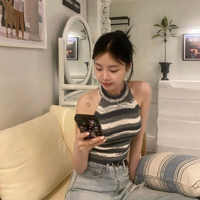 Telegram channel "𝖦𝗂𝖽𝗅𝖾 𝖣𝖺𝗂𝗅𝗒" — @idlesix — TGStat